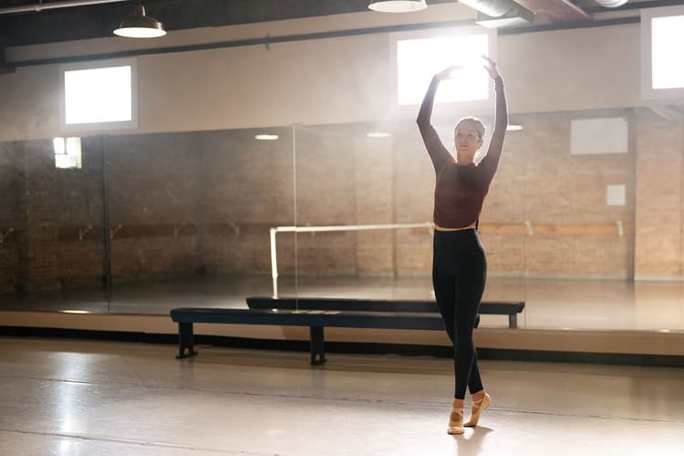 Recover from Pain with Digital Physical Therapy | Sword Health